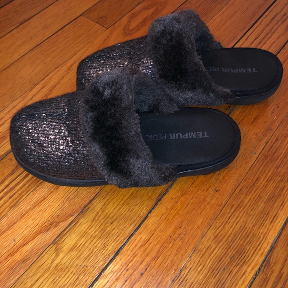 tempur pedic | Shoes | Tempur Pedic Womens Slippers | Poshmark